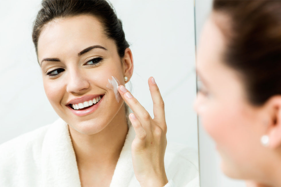 4 Signs You're Stuck In A Skincare Rut | Face the Future